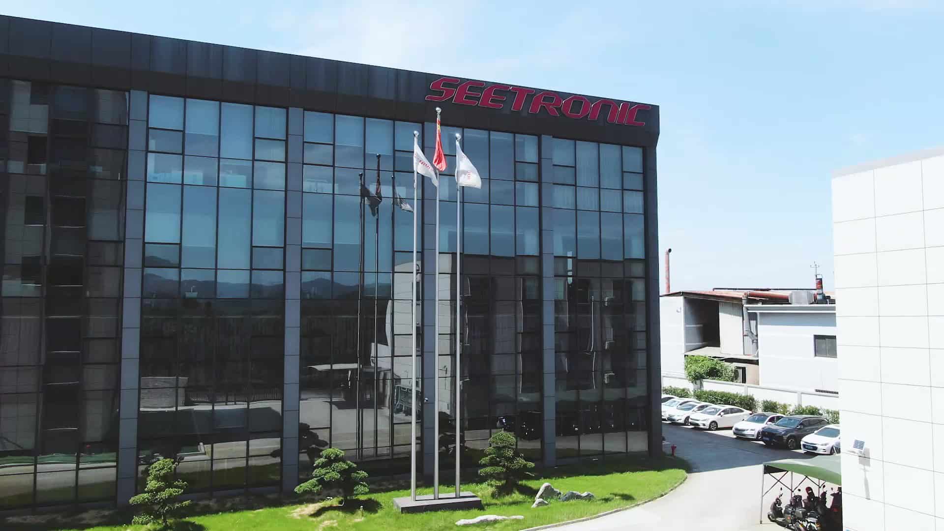 SEETRONIC - Innovative Solutions for Connectivity Needs