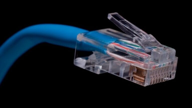 Comprehensive Guide to Computer Connectors - Types, Uses & Features